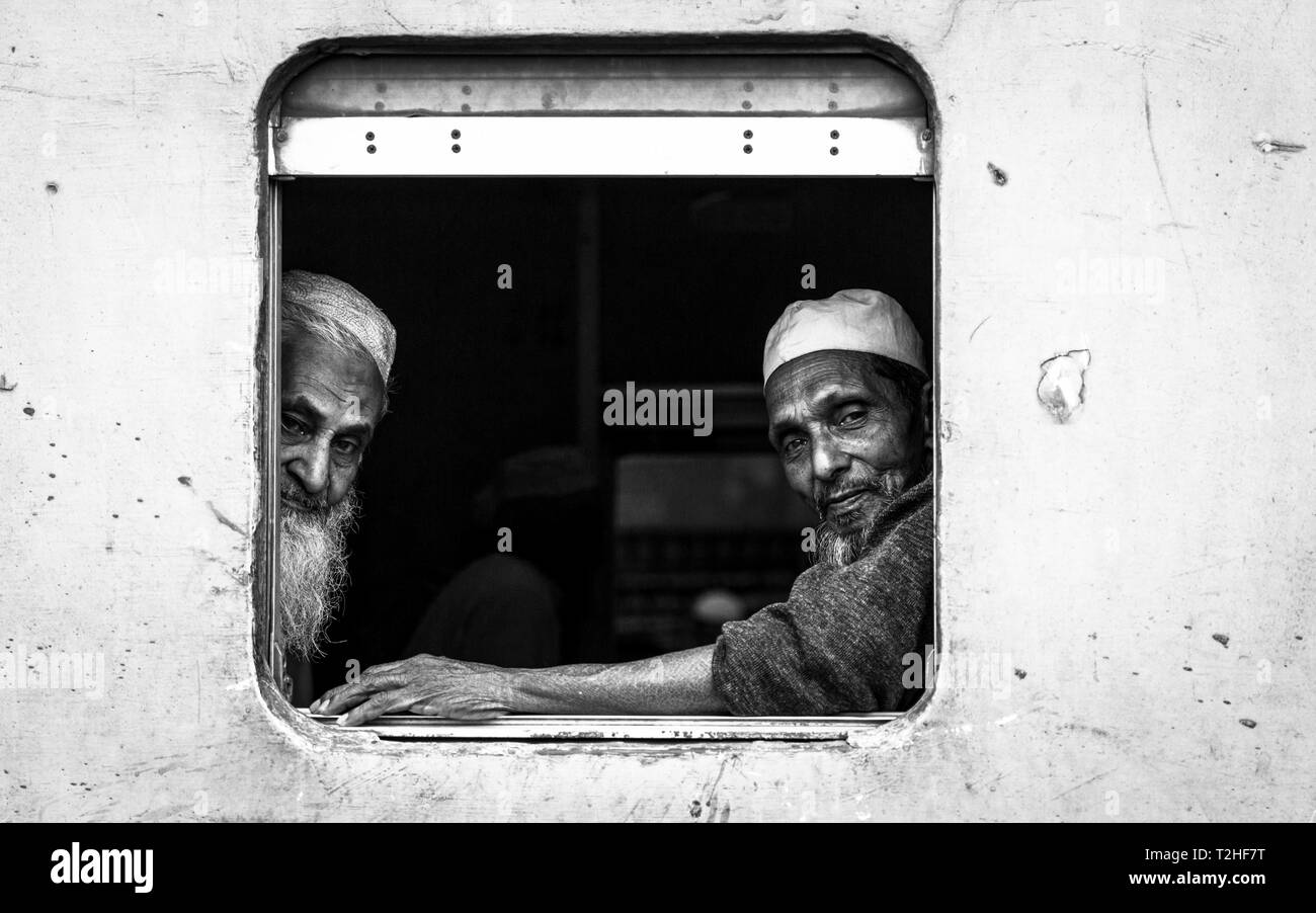 Dhaka rail Black and White Stock Photos & Images - Alamy