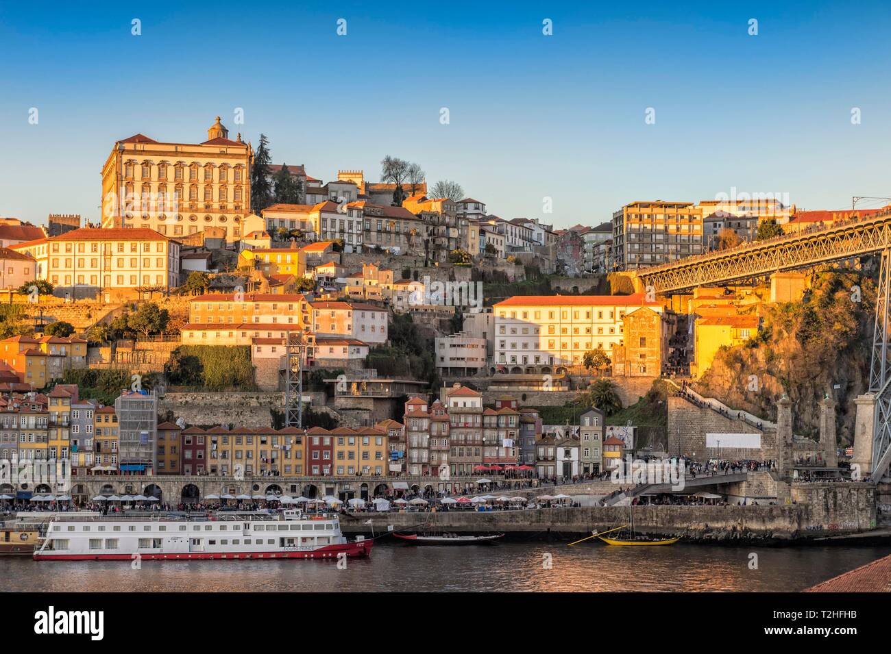 Ribeira district porto portugal hi-res stock photography and images - Alamy
