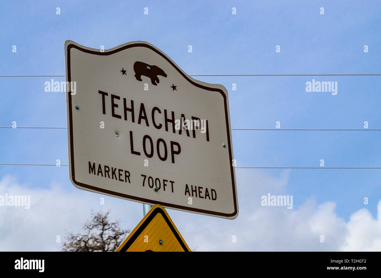 The Famous Tehachapi Loop where a train can cross over itself on its ...