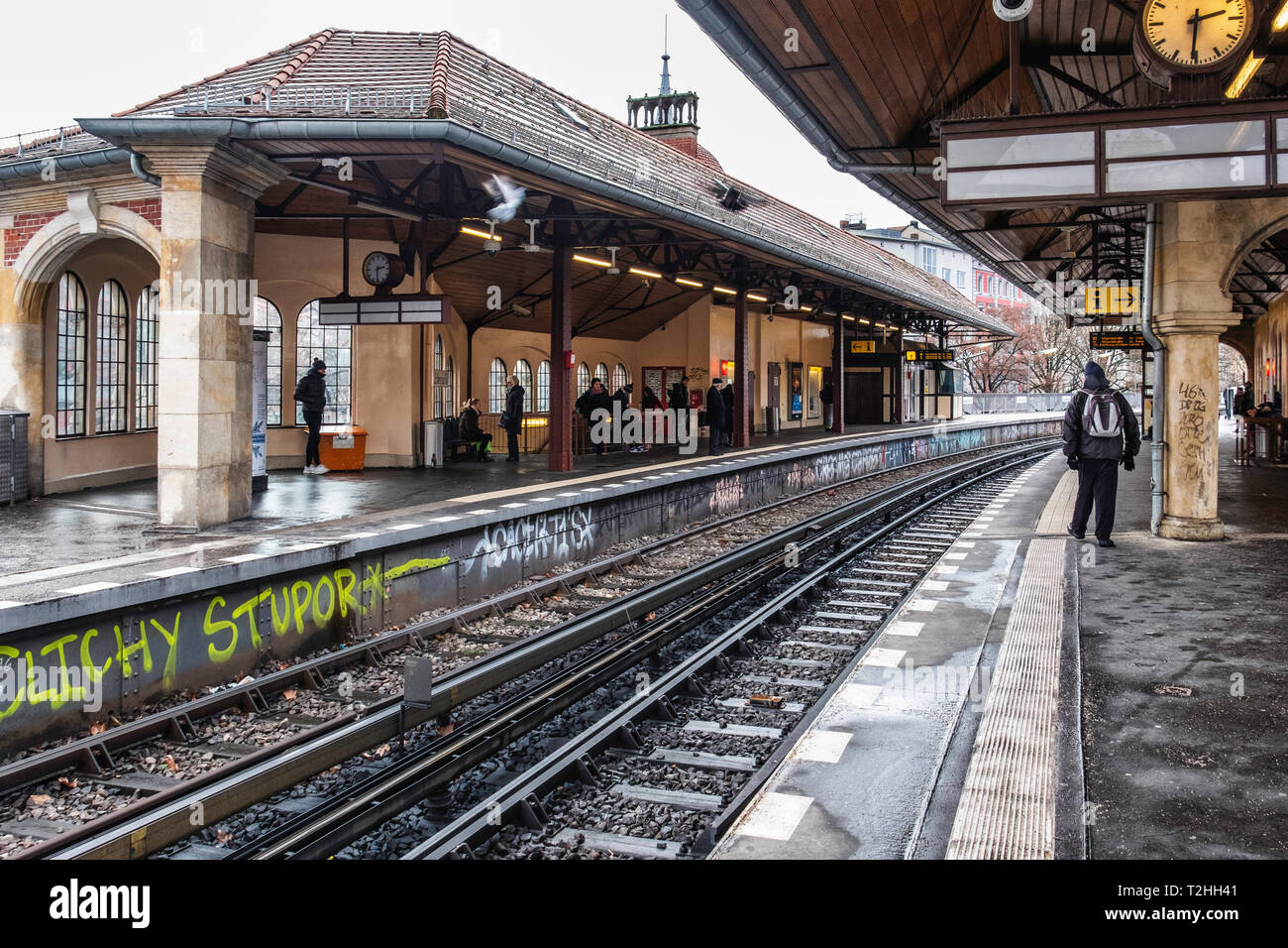 Schlesisches tor u bahn station hi-res stock photography and images - Alamy