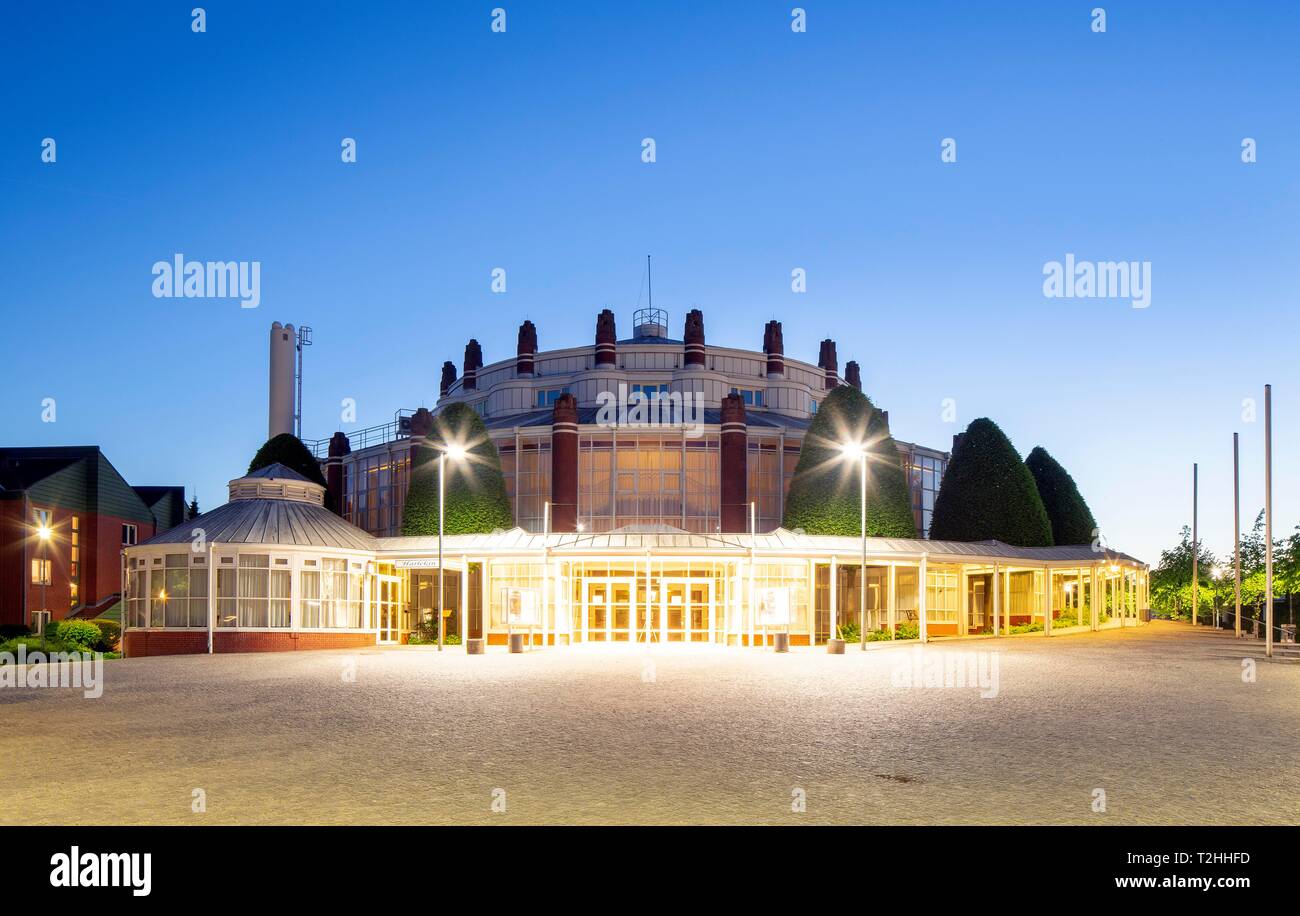 Theater itzehoe hi-res stock photography and images - Alamy
