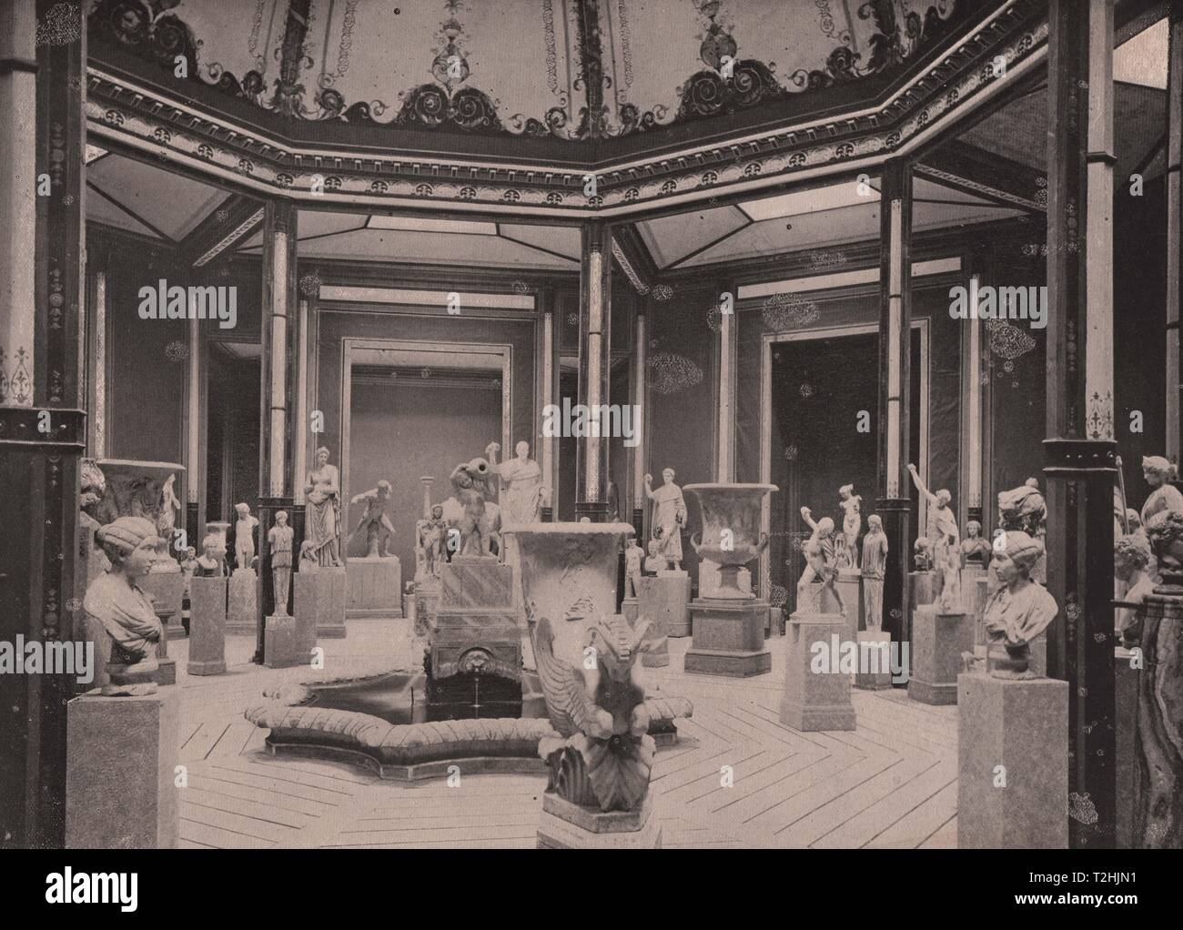 Octagonal hall hi-res stock photography and images - Alamy