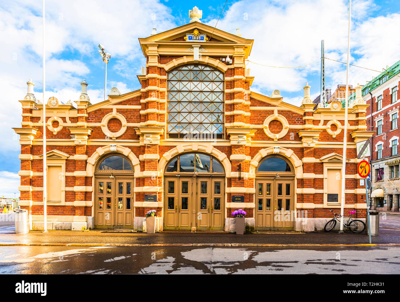 Kauppahalli market at the port of Helsinki, Uusimaa, Finland ...