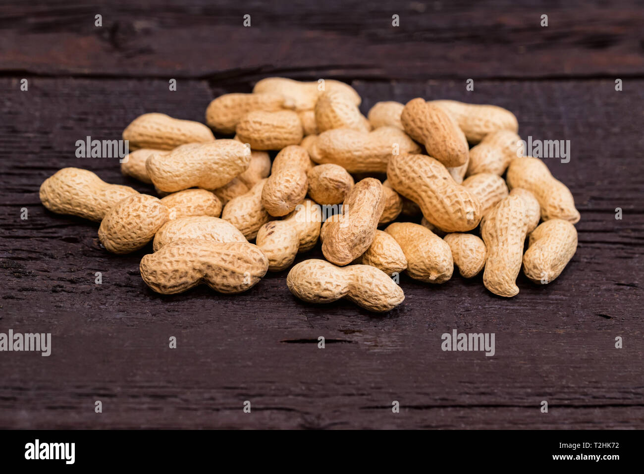 Natural organic raw peanuts in shell pattern hi-res stock photography ...