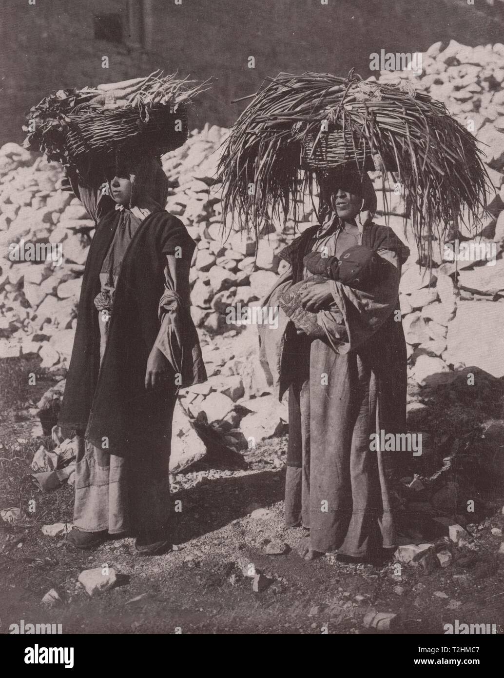 Palestinian types - Peasant women taking vegetables to market Stock ...