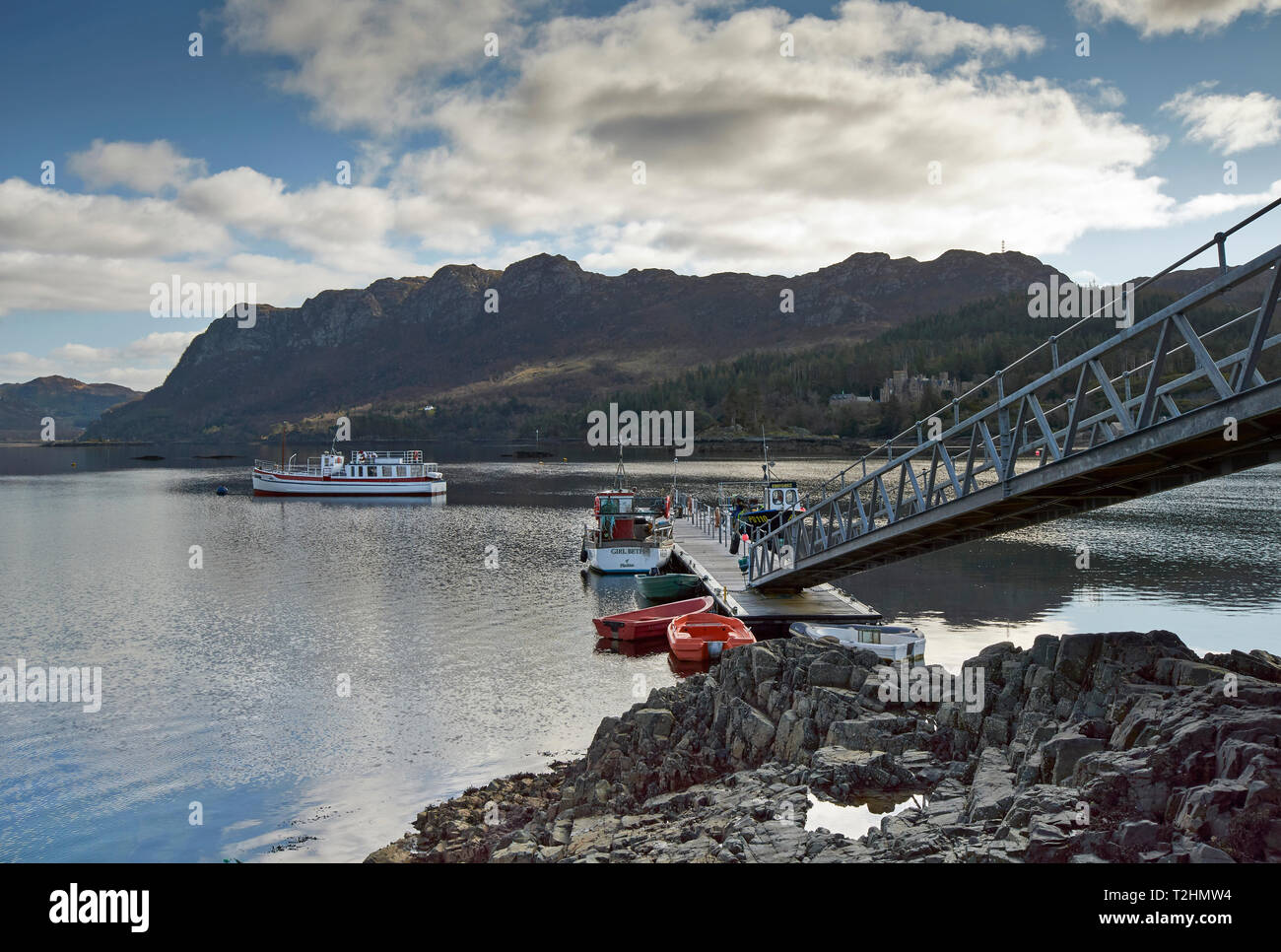 PLOCKTON LOCH CARRON WESTER ROSS SCOTLAND THE JETTY AND FISHING BOATS ...