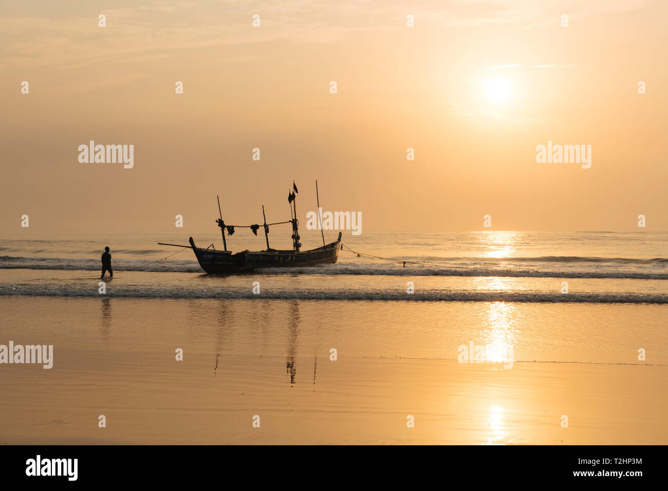 Sunrise at Busua Beach, Busua, Ghana, Africa Stock Photo - Alamy