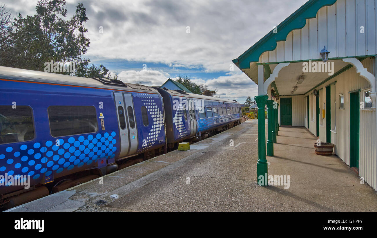 West coast rail line hi-res stock photography and images - Alamy