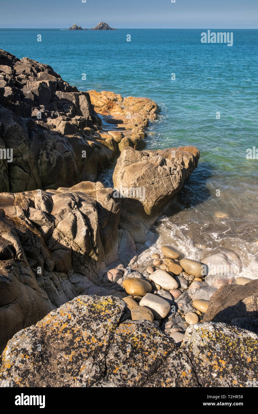 Porth Nanven beach and shoreline on the dramatic north Atlantic coast ...