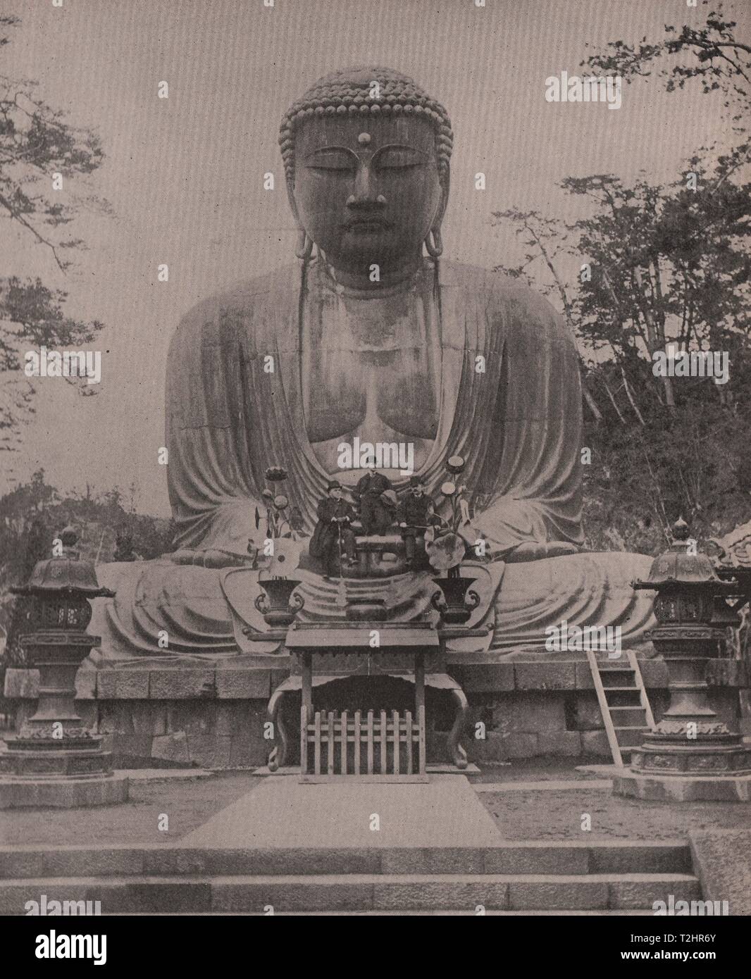 Colossal buddha hi-res stock photography and images - Alamy