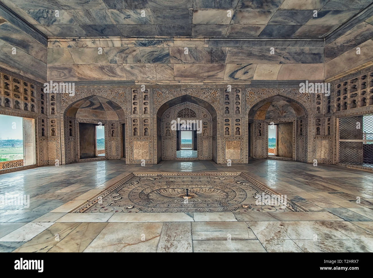 Agra fort architecture hi-res stock photography and images - Alamy