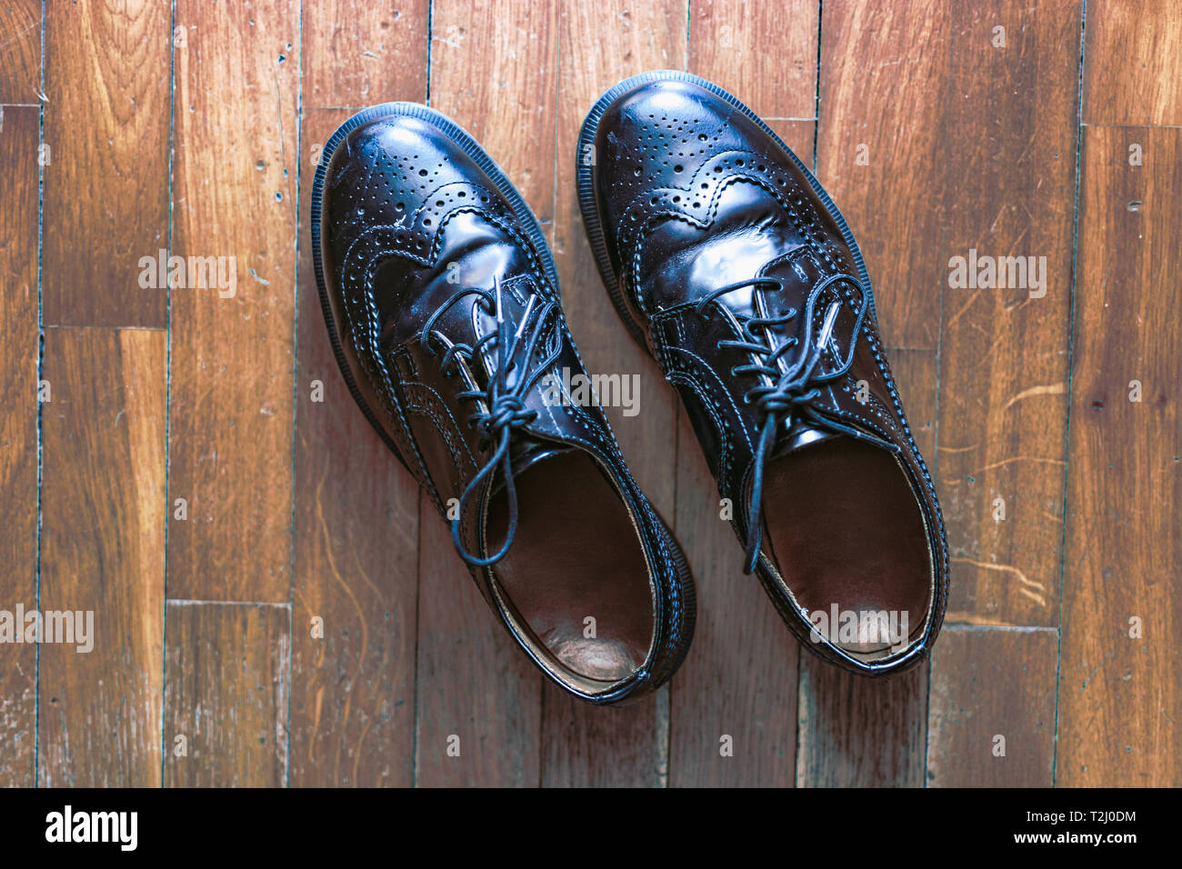 top view pair of shoes left direction Stock Photo - Alamy