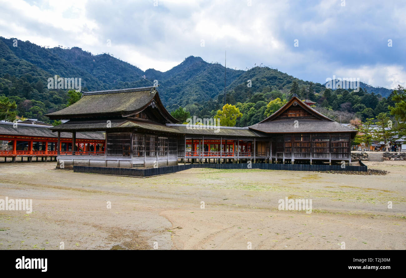 Itsukushima shrine prayer hi-res stock photography and images - Alamy