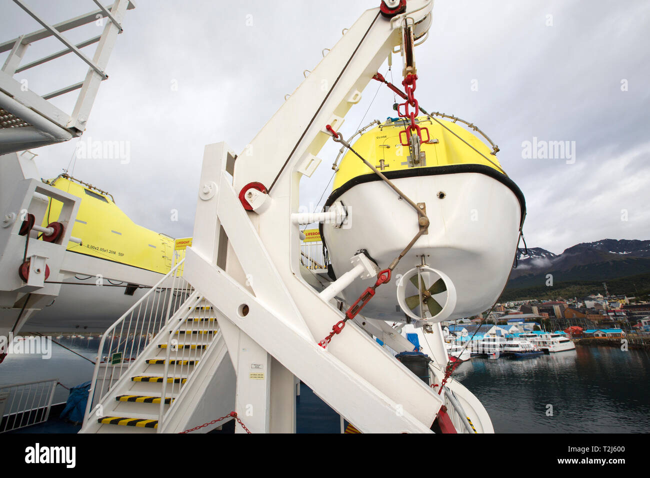 Yellow lifeboats hi-res stock photography and images - Alamy