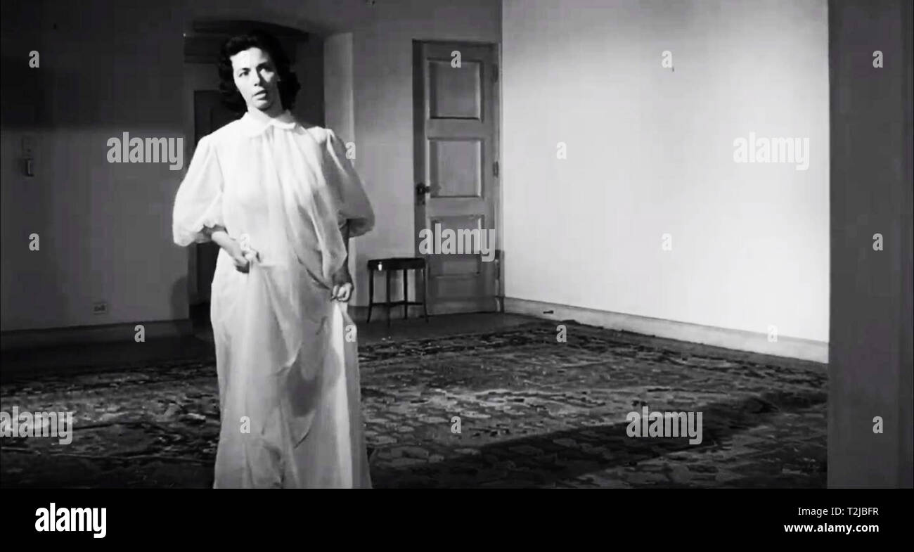 Woman screaming horror 1950s hi-res stock photography and images - Alamy