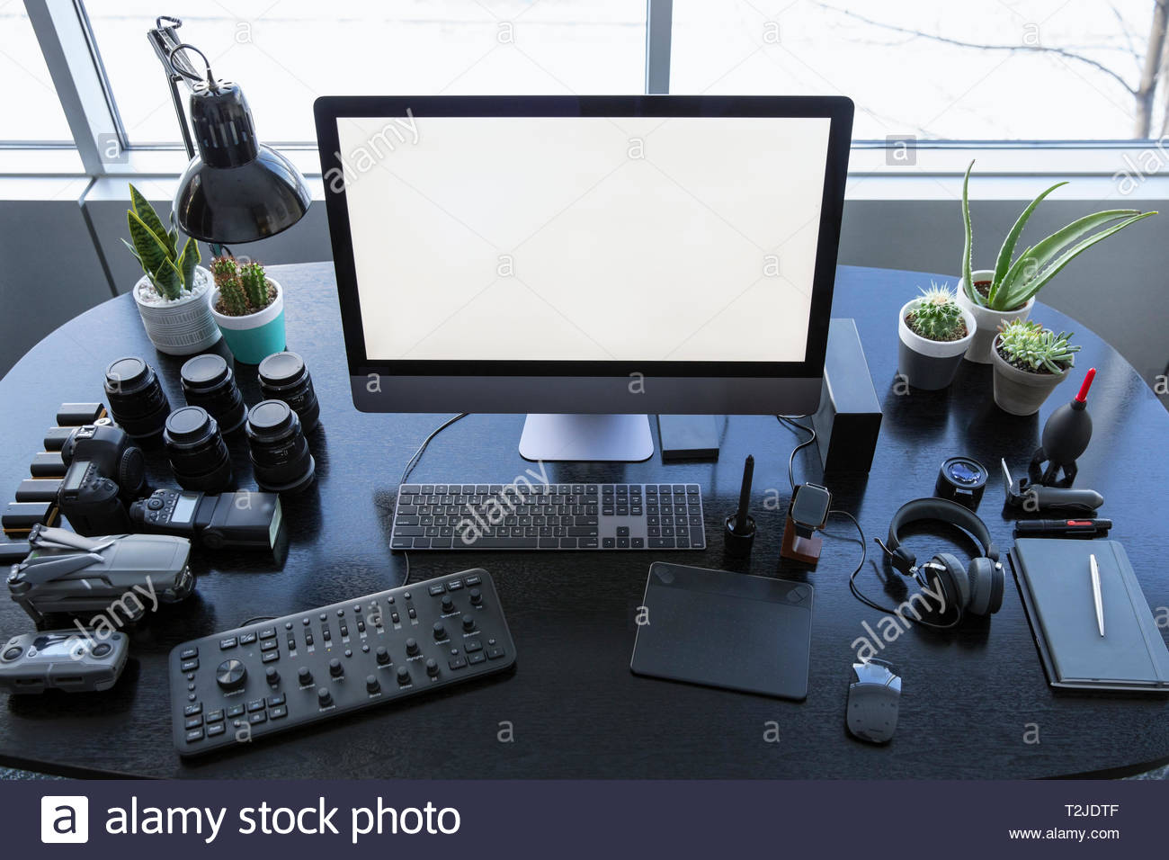 Equipment operator hi-res stock photography and images - Alamy
