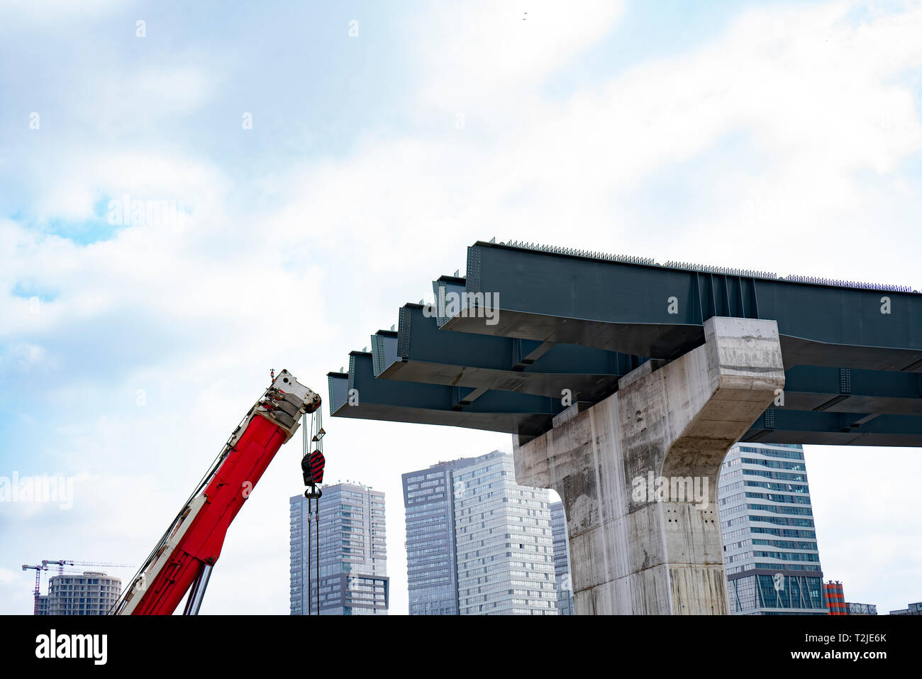 Construction supporting column of concrete bridge Stock Photo - Alamy