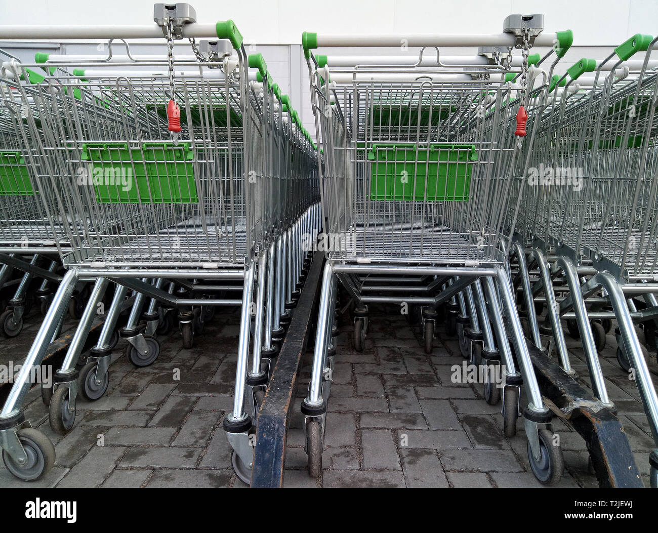 Shopping cart carts store storage shop shopping mall hi-res stock ...