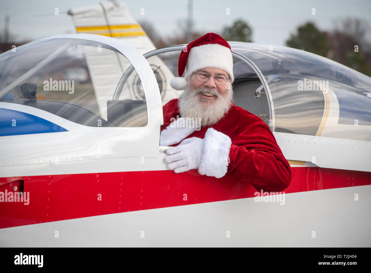 Santa aircraft hi-res stock photography and images - Alamy