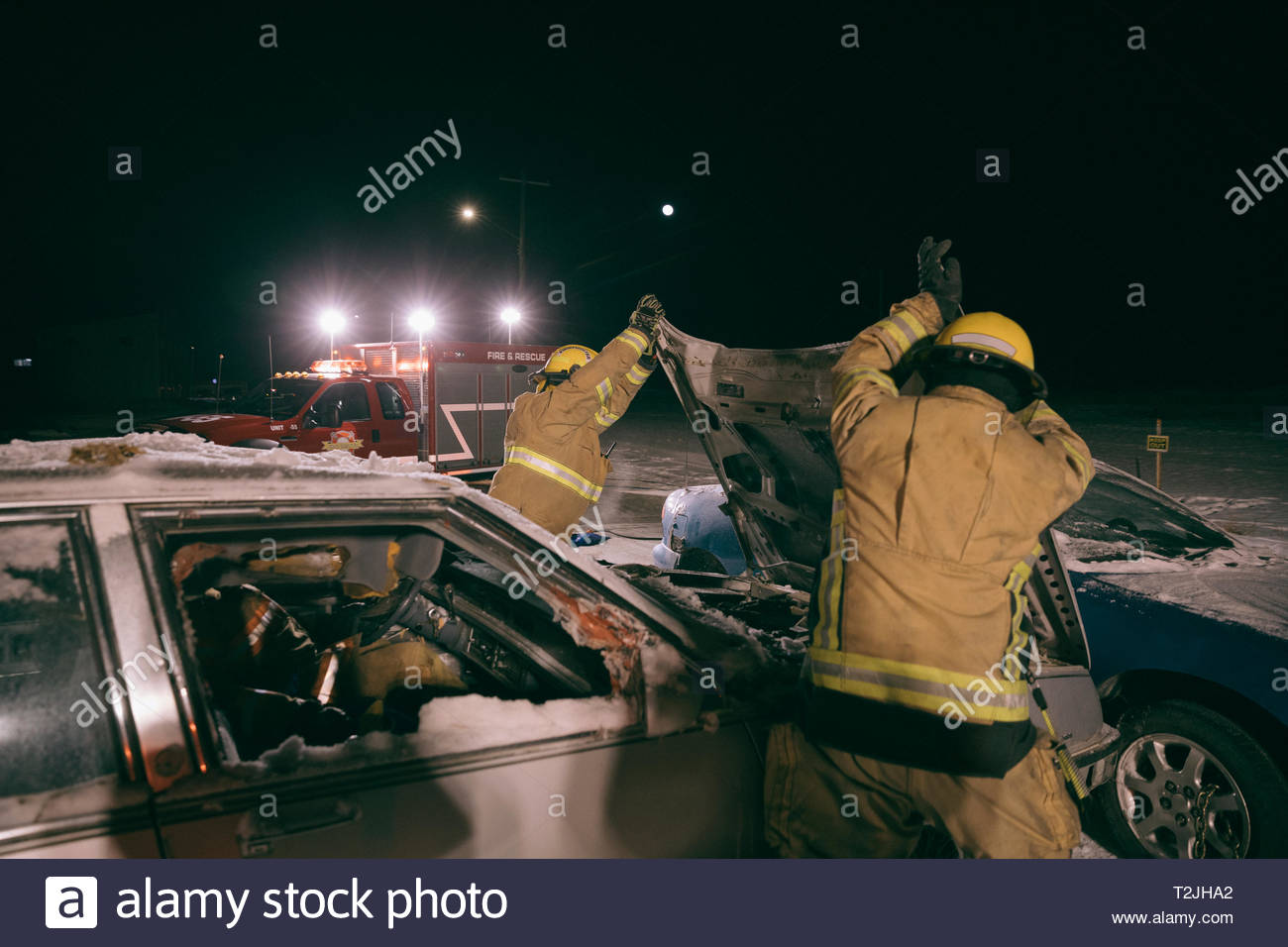 Accident fire engine hi-res stock photography and images - Alamy
