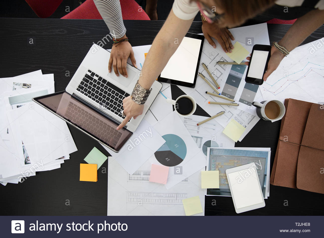 Messy conference room table hi-res stock photography and images - Alamy