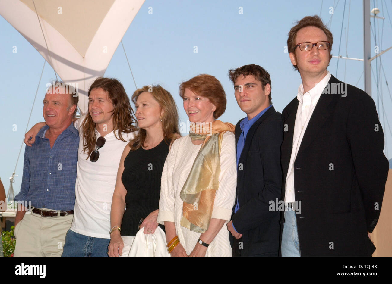 CANNES, FRANCE. May 20, 2000: LtoR: James Caan, Mark Wahlberg, Faye ...