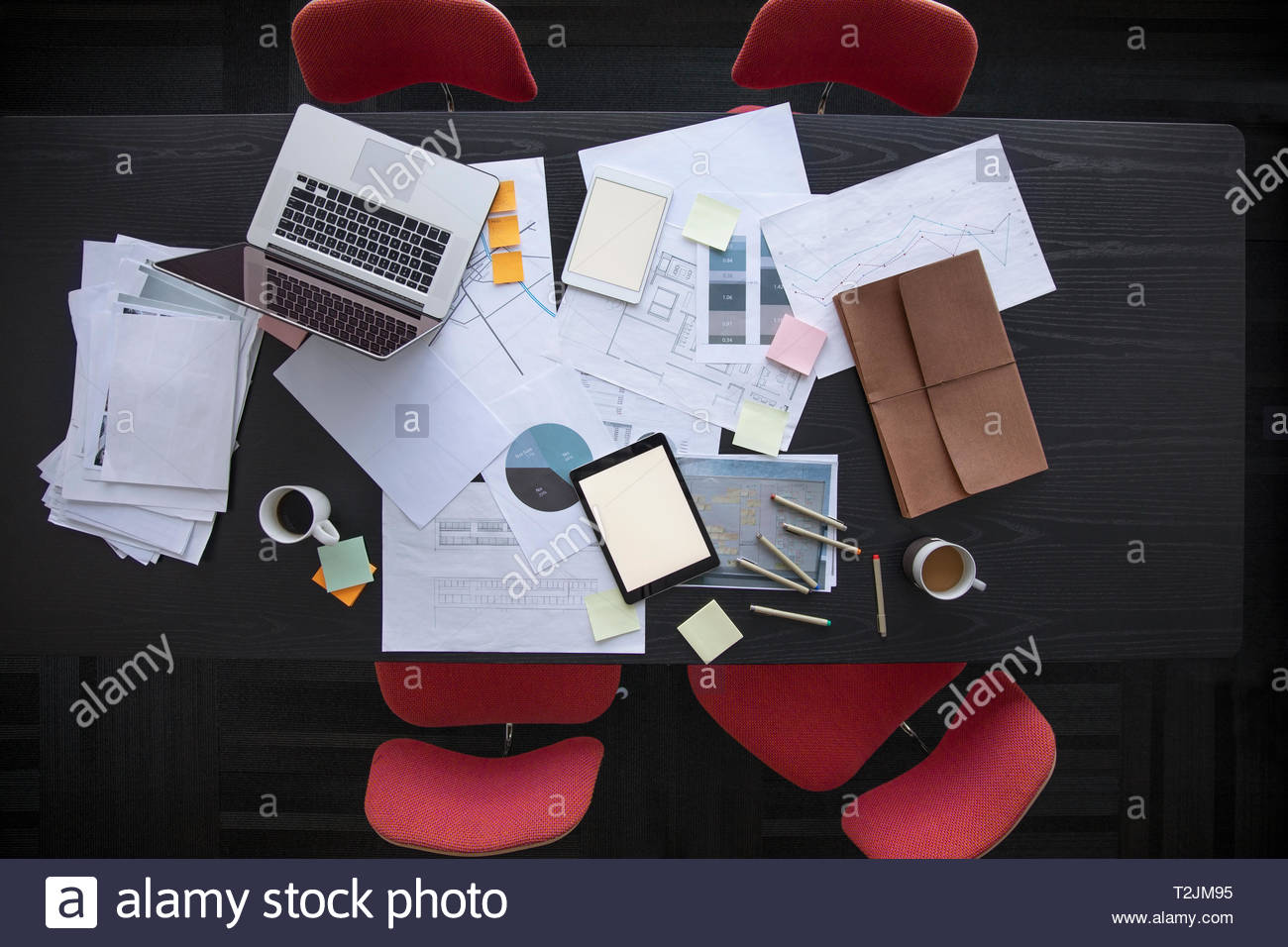 Conference table above view hi-res stock photography and images - Alamy