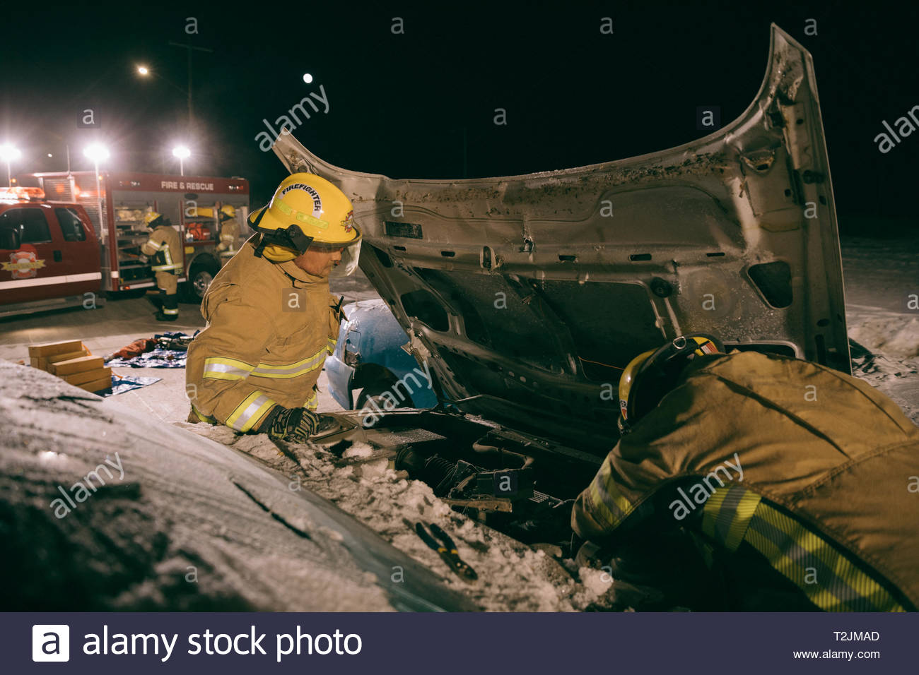 Firefighter car accident hi-res stock photography and images - Alamy