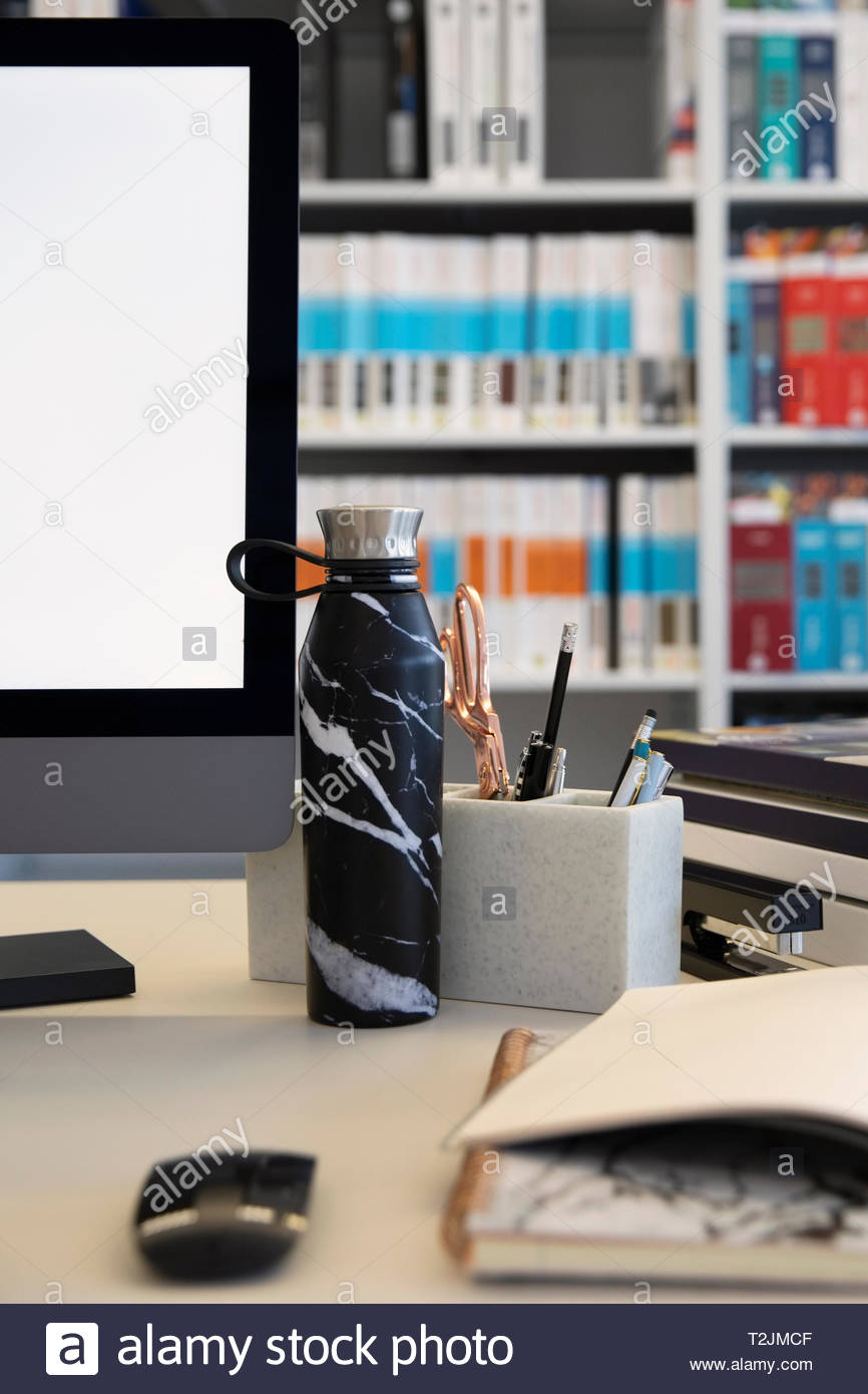 Water bottle desk hi-res stock photography and images - Alamy