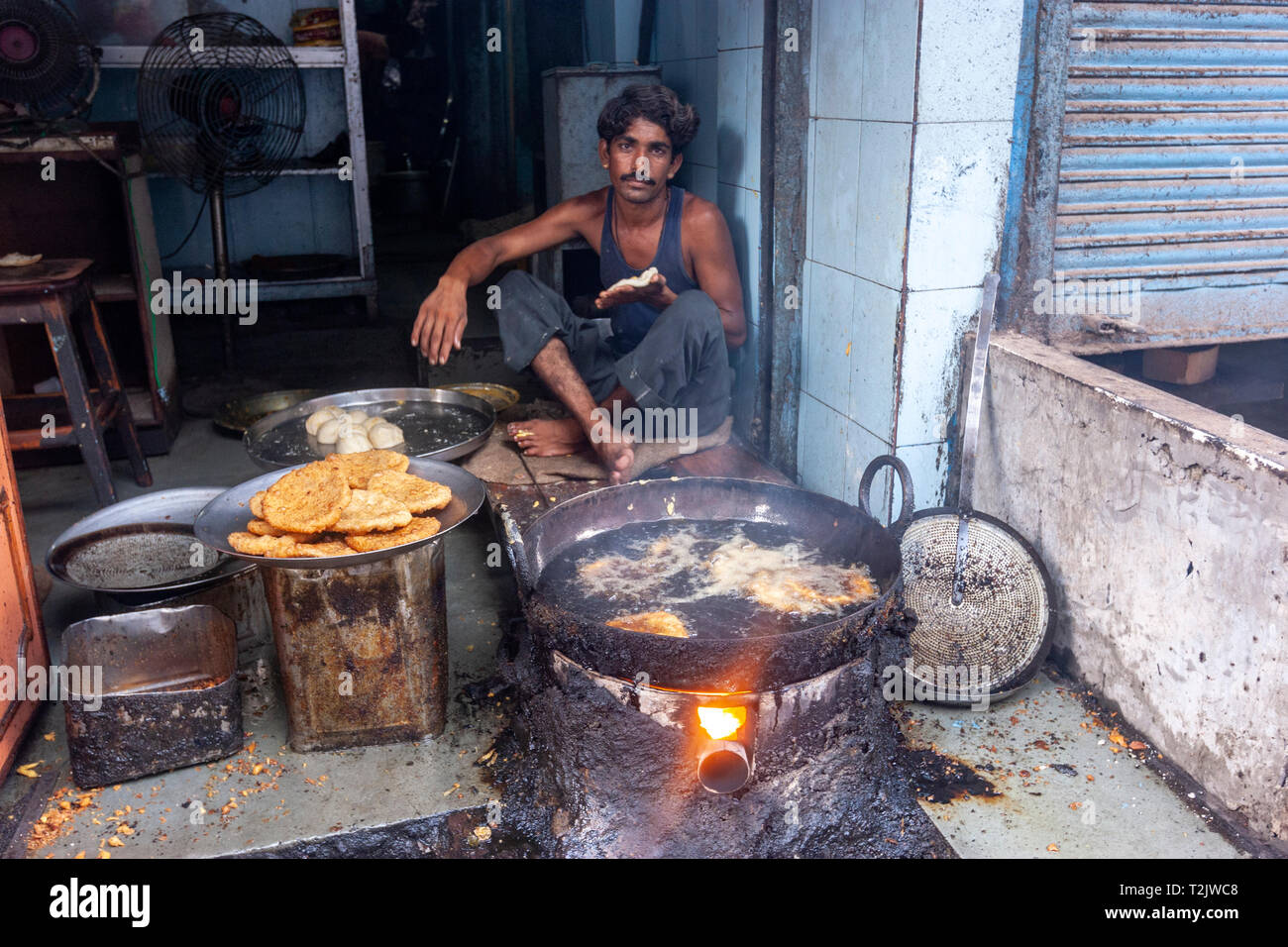 Indian food fried in oil hi-res stock photography and images - Alamy