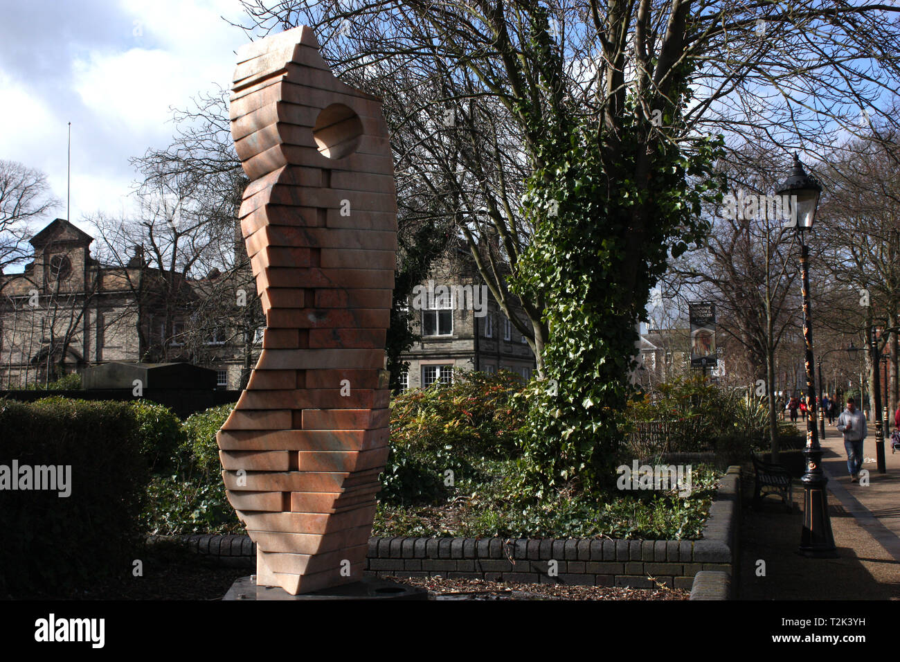 Brick statue on New Walk in Leicester, England Stock Photo - Alamy