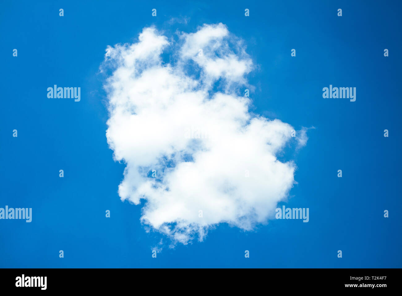 White cloud in blue hi-res stock photography and images - Alamy