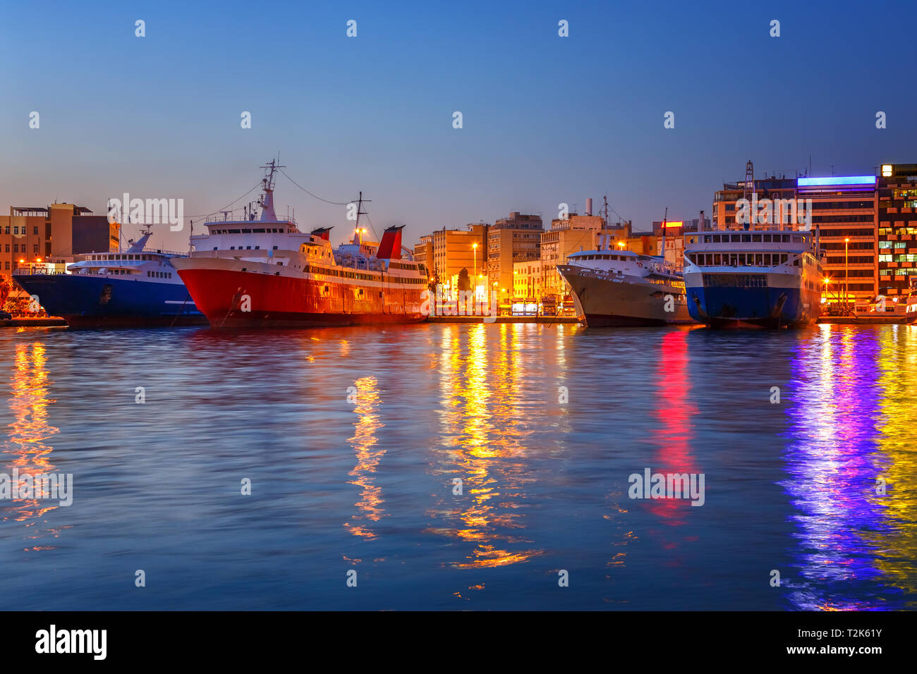 Piraeus city greece hi-res stock photography and images - Alamy