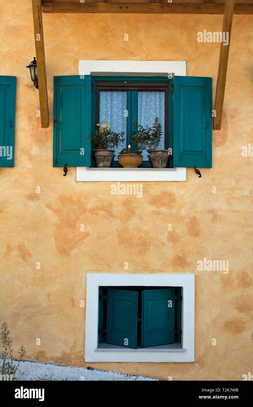 Traditional windows. Colorful art Stock Photo - Alamy