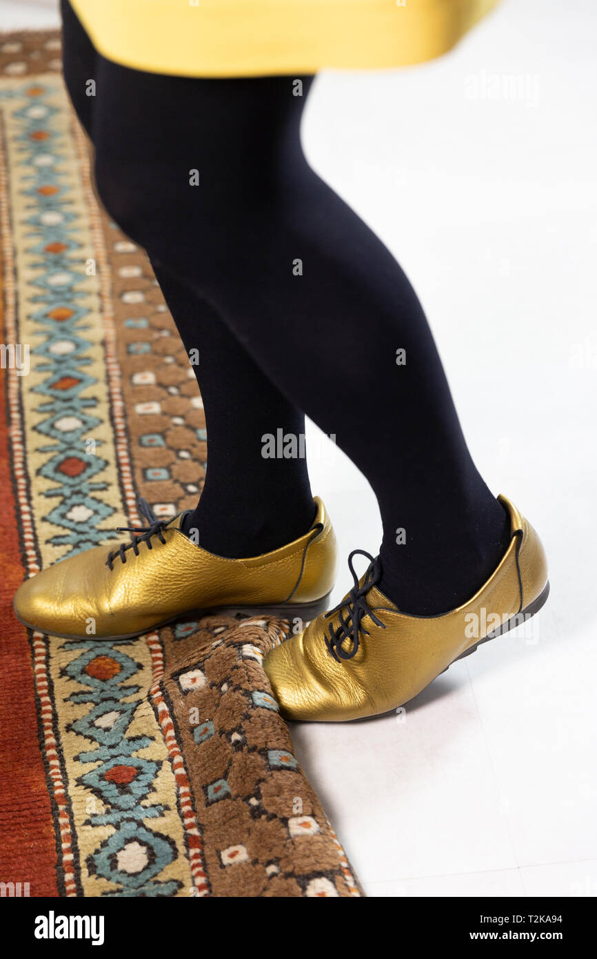 100 foot fall hi-res stock photography and images - Alamy