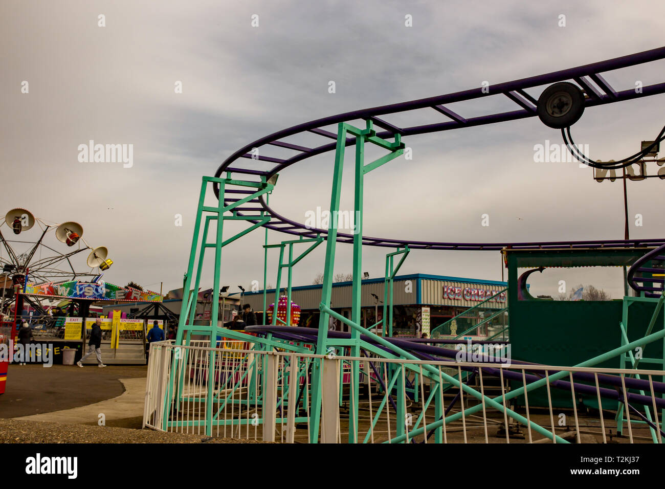 Empty seaside fair hi-res stock photography and images - Alamy