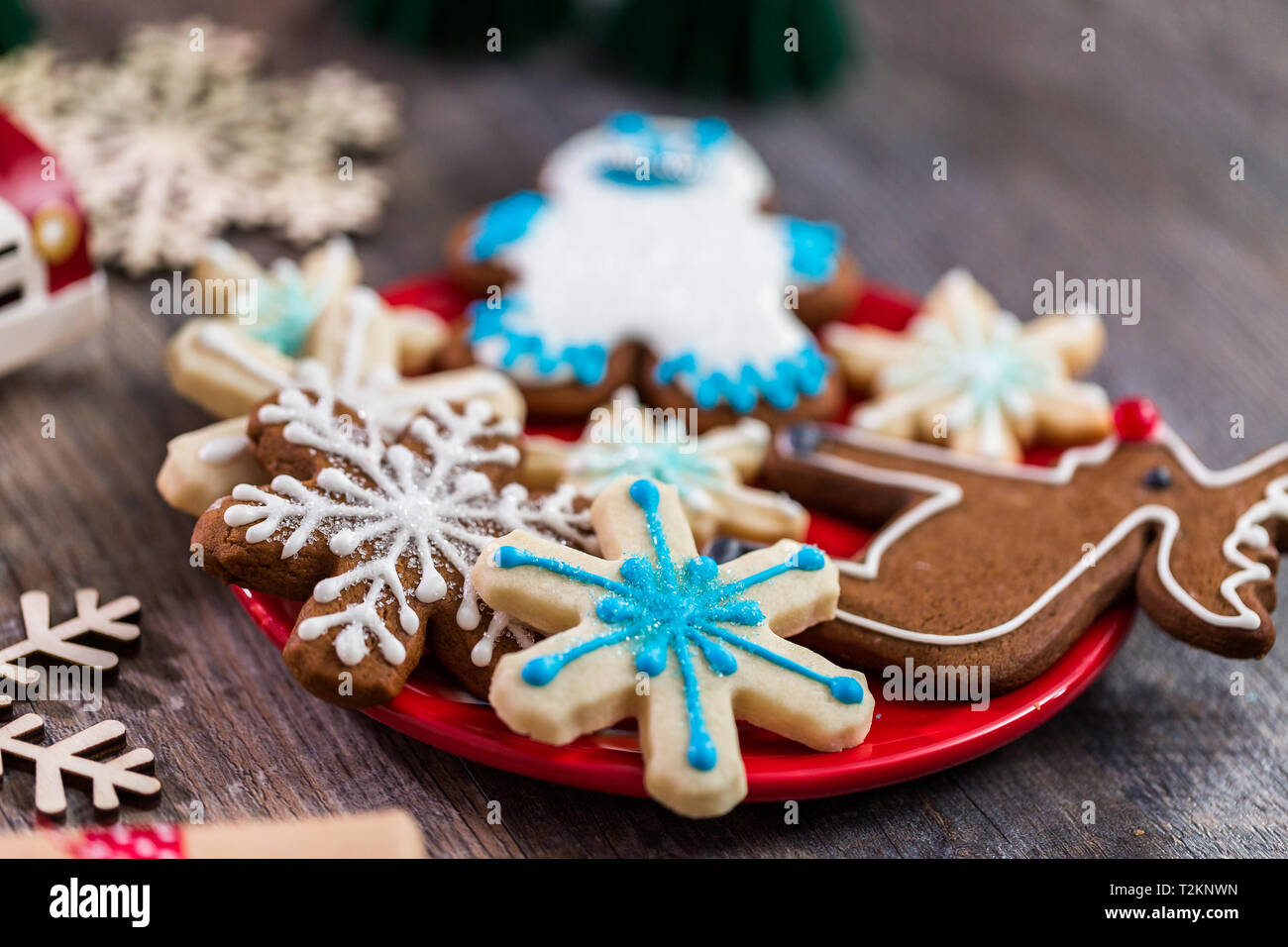 Christmas cookies decorated with royal icing Stock Photo - Alamy