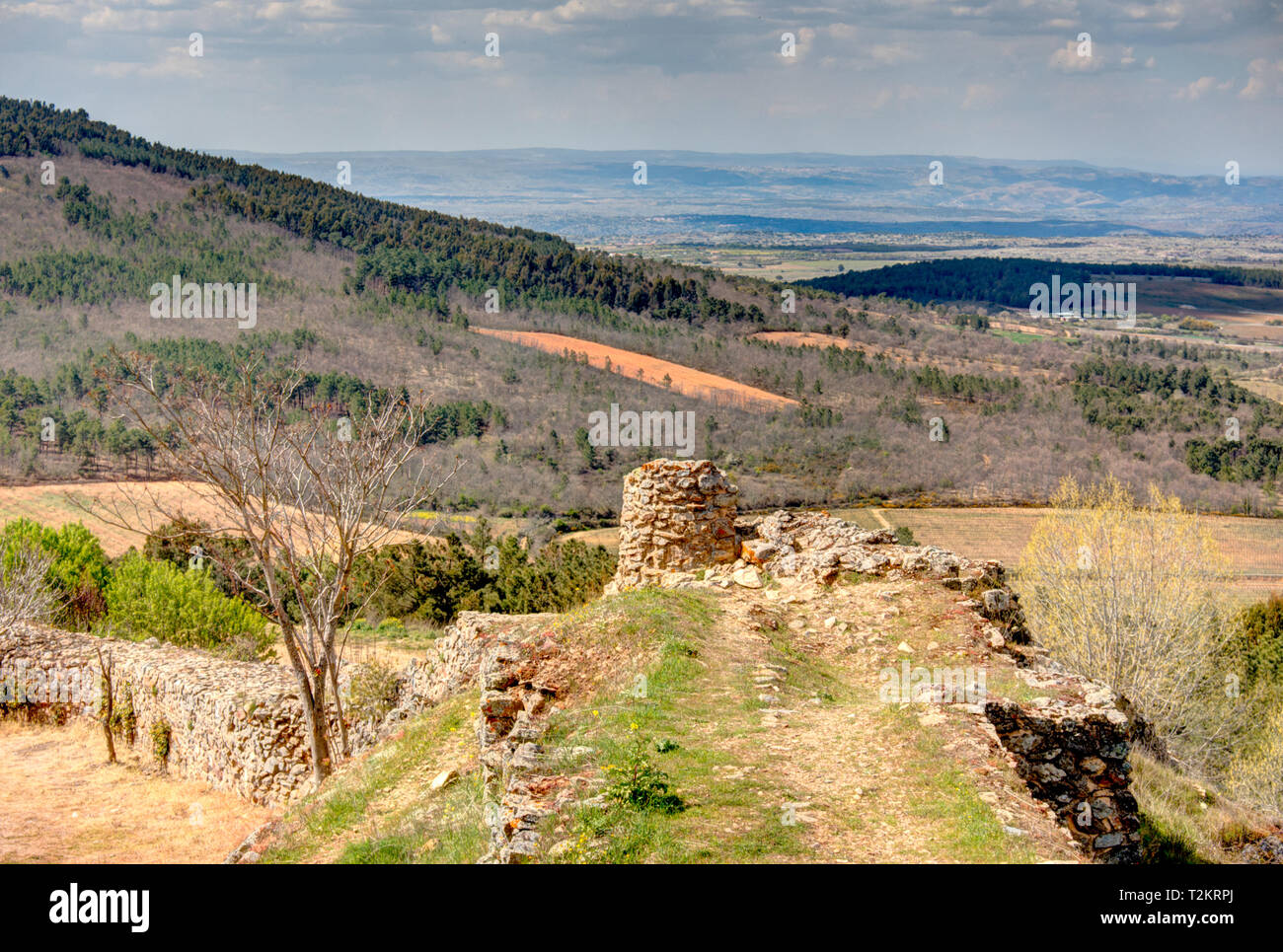 Castelo rodrigo historical village hi-res stock photography and images ...