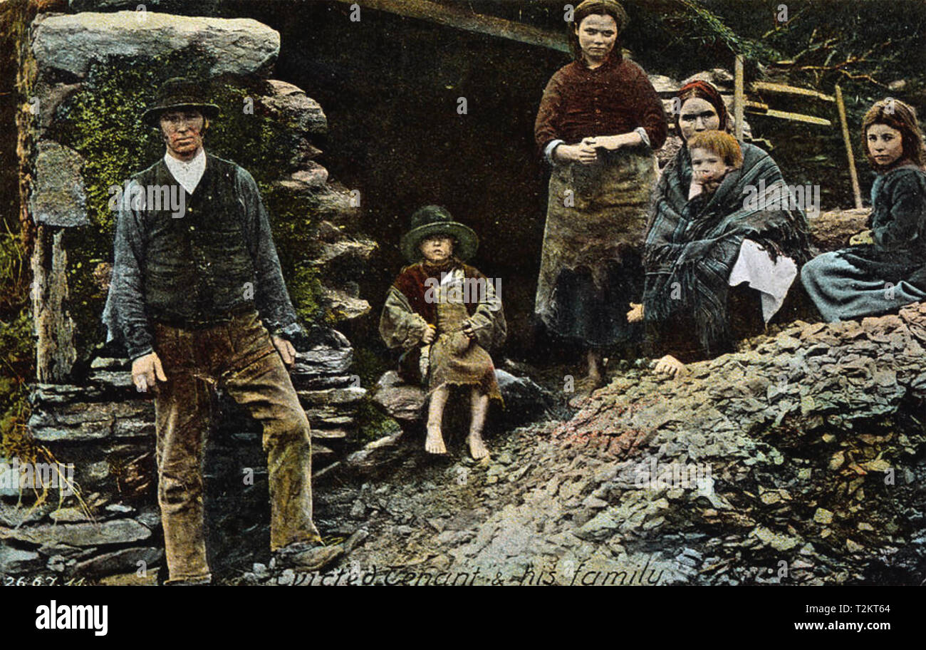 Poor irish family hi-res stock photography and images - Alamy