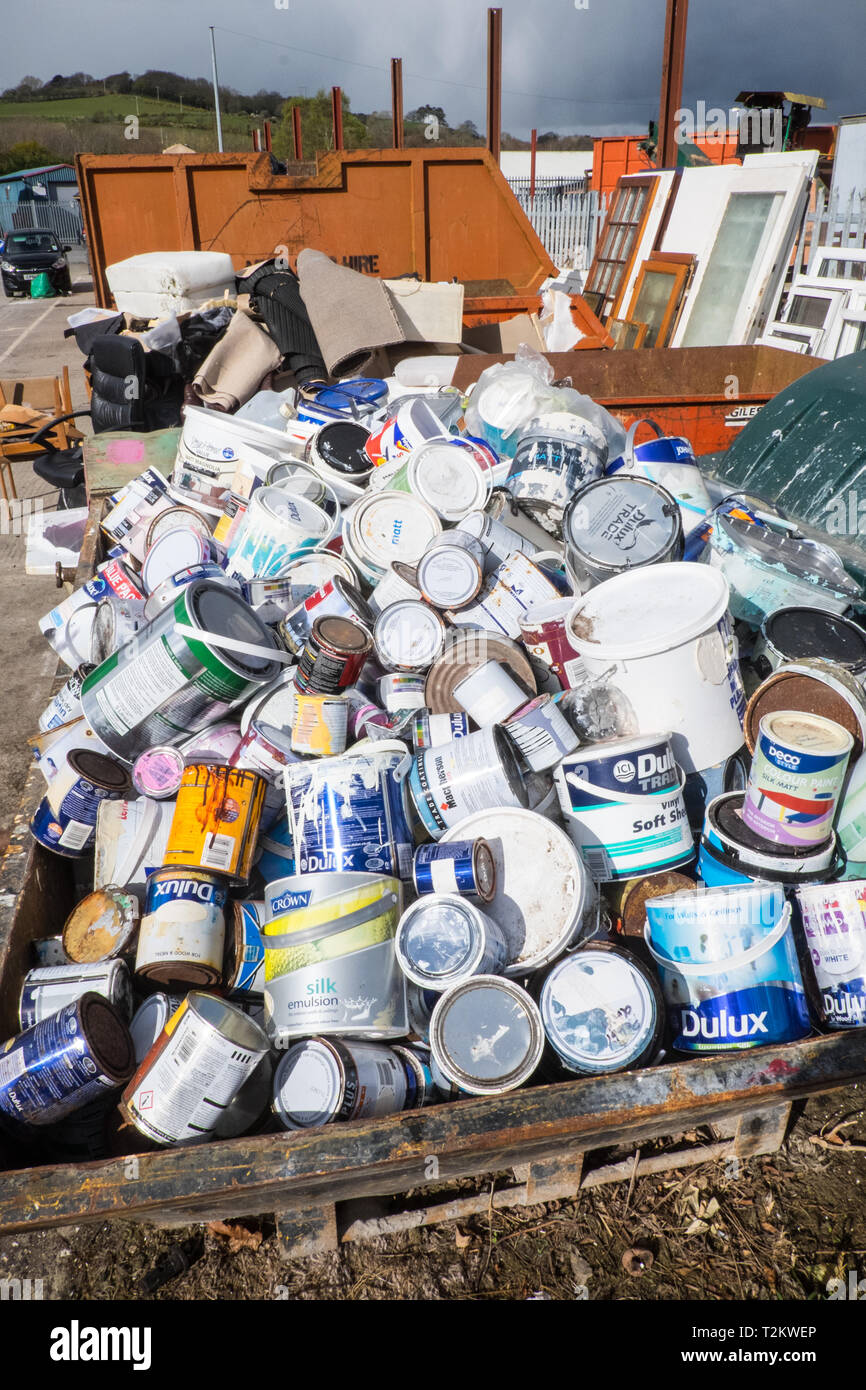 Mid uk recycling hi-res stock photography and images - Alamy