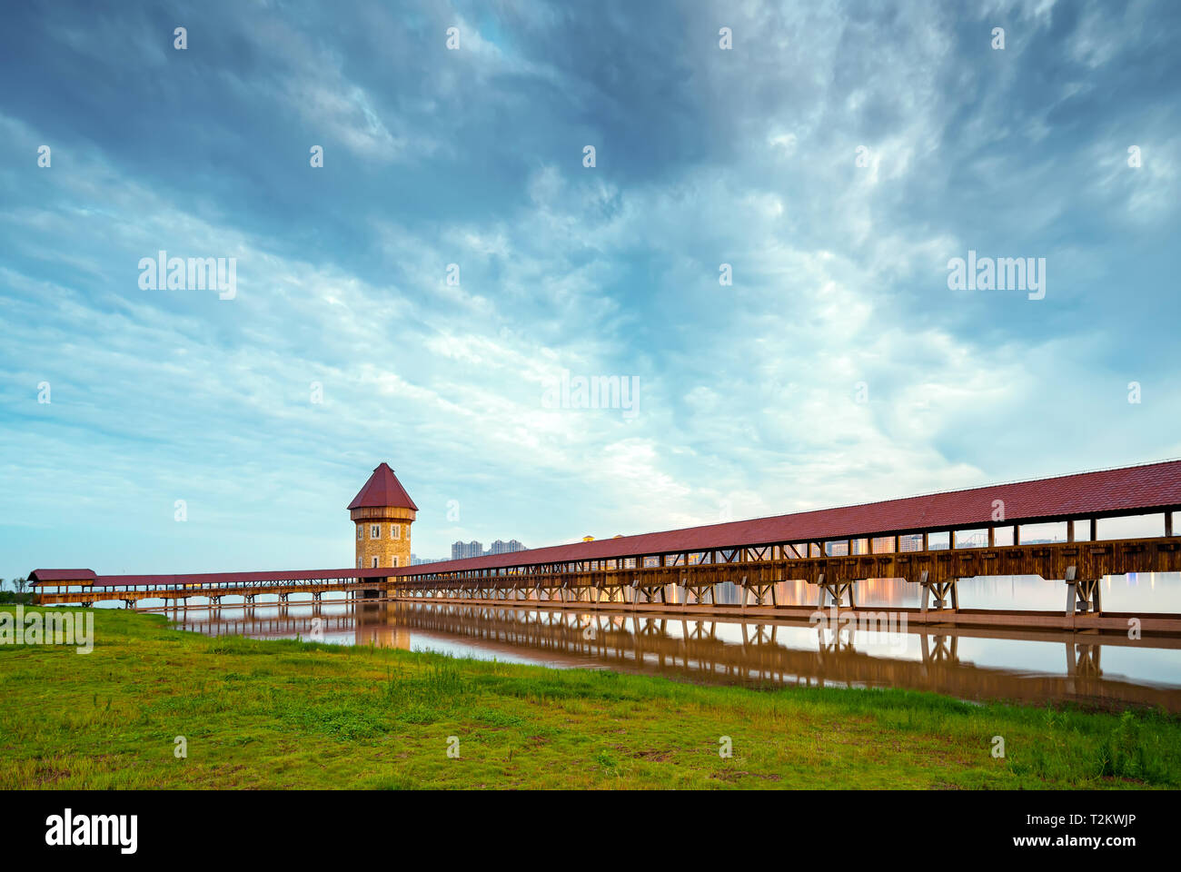 Outdoor old bridge bridge at night ancient road road sky hi-res stock ...