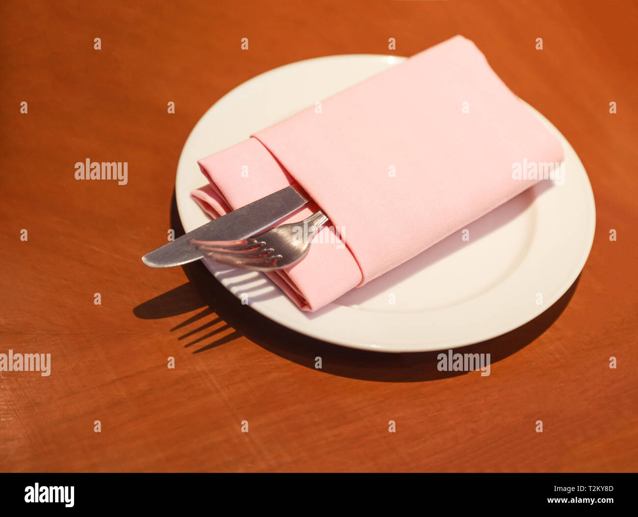 pastel cloth napkin (serviette) folding with cutlery (knife, fork ...