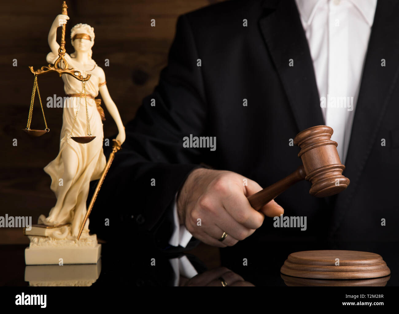 Courtroom, Judge, male judge in black mirror background Stock Photo - Alamy