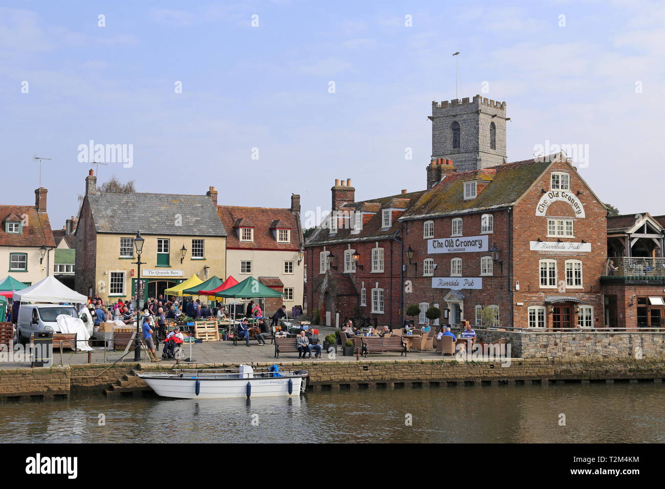 Saturday local market and Old Granary pub, Wareham Quay, Isle of ...