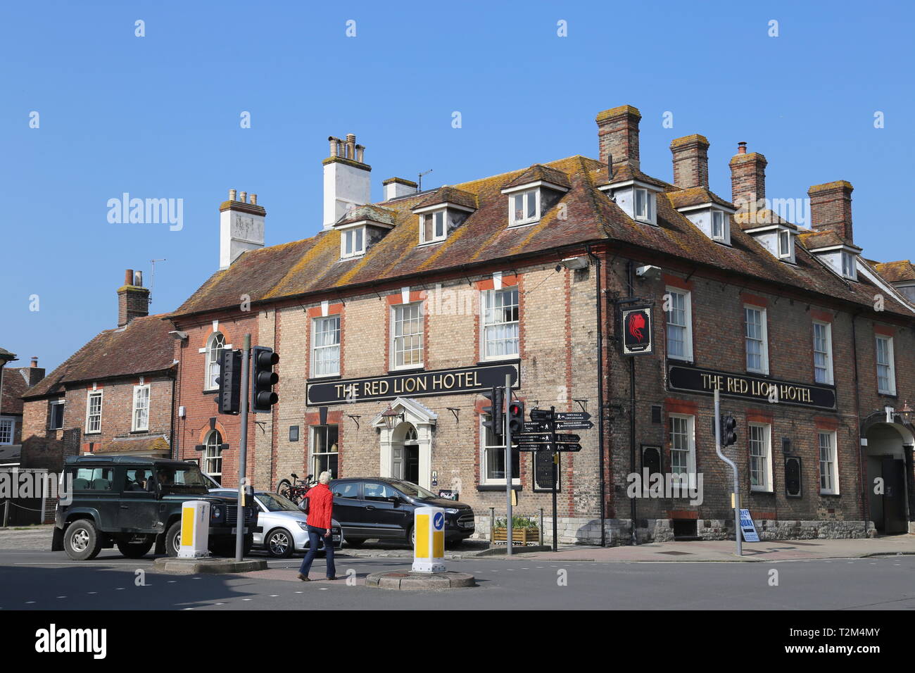 Red lion hotel restaurant hi-res stock photography and images - Alamy
