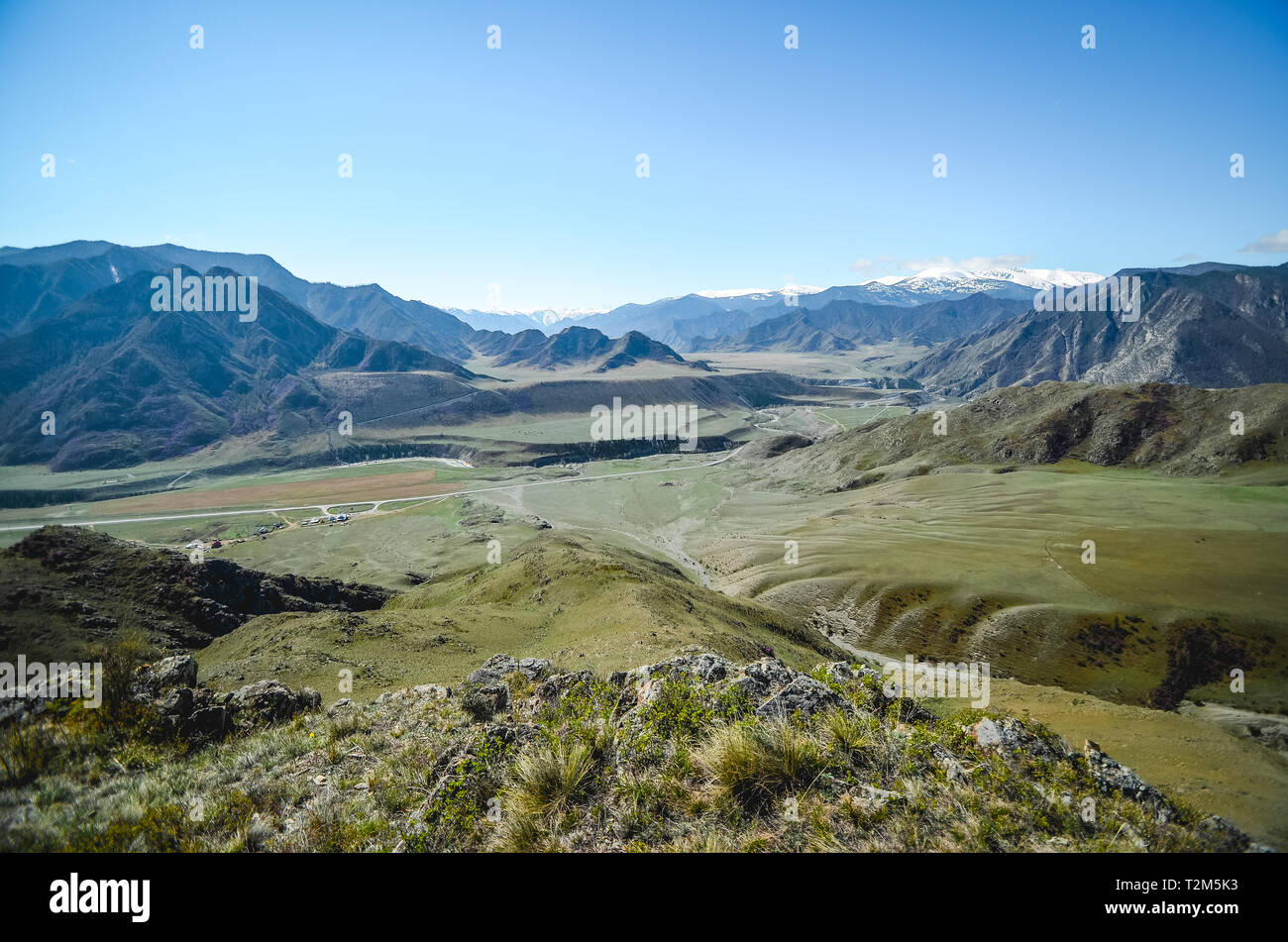 Mountain landscapes of the Chui tract, Altai. Valley Chuya Stock Photo ...