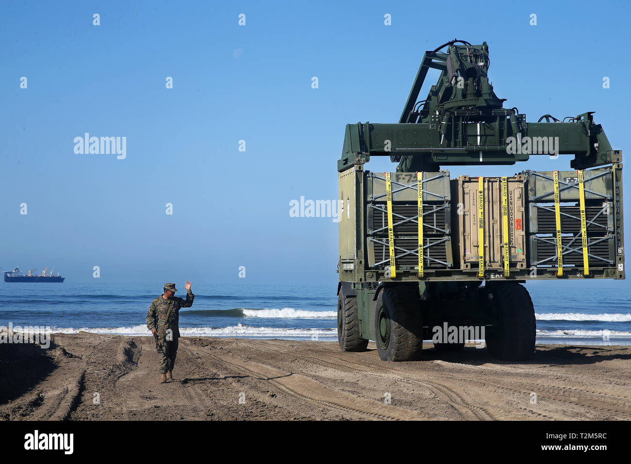 Marine corps cargo handlers hi-res stock photography and images - Alamy