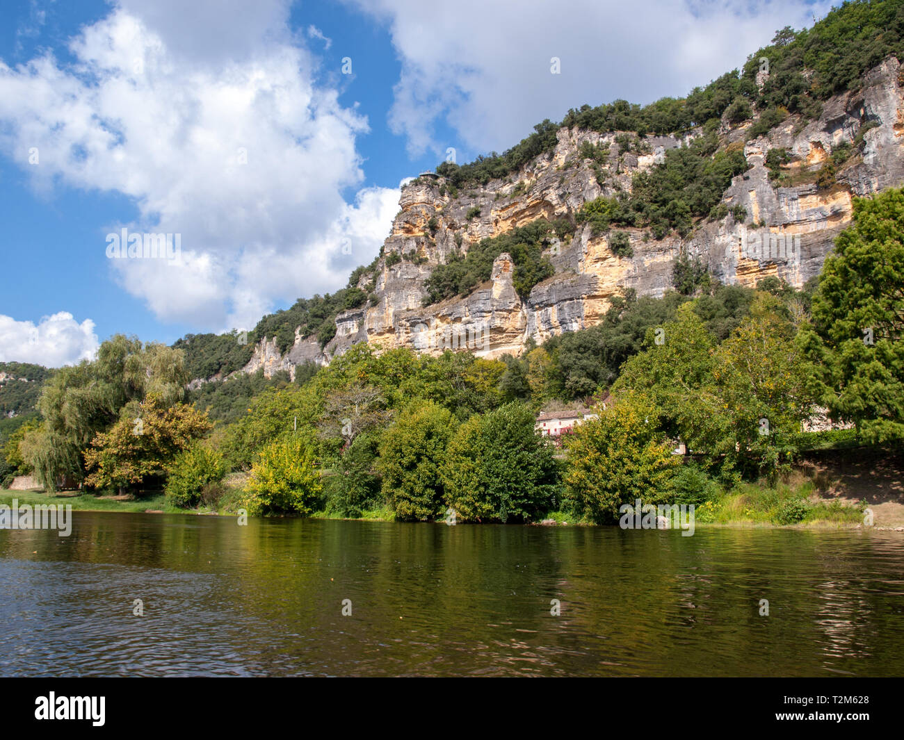 Landscape of the Dordogne river valley between La Roque-Gageac and ...