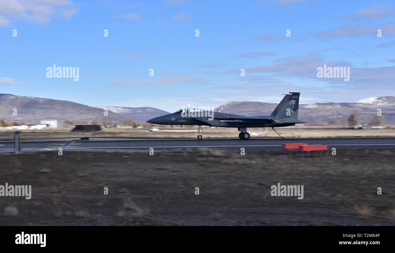 A U.S. Air Force F-15 Eagle assigned to the 173rd Fighter Wing at ...