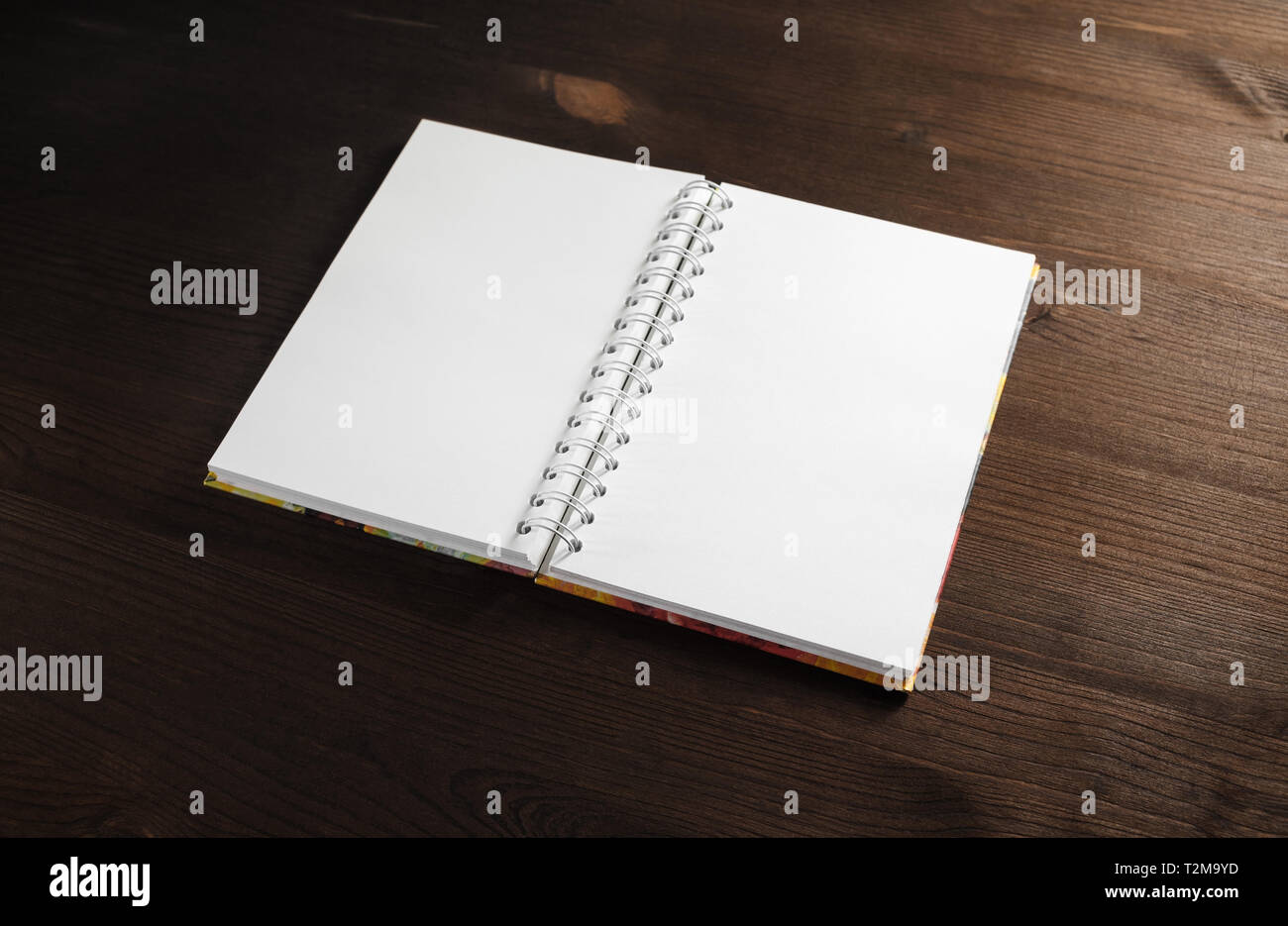 Blank spiral notepad presentation hi-res stock photography and images ...